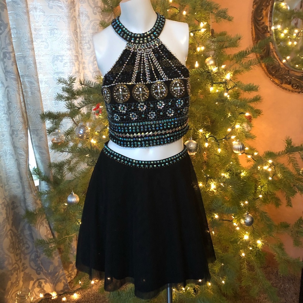 Crystal Doll Prom Dress With Beautiful Detail - Gem